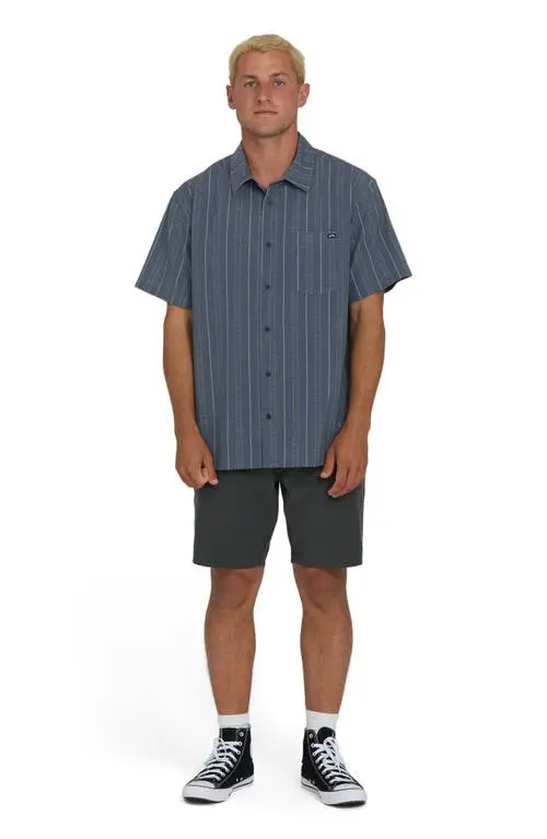BILLABONG A-div Surftrek Transit Short Sleeve Button-up Shirt