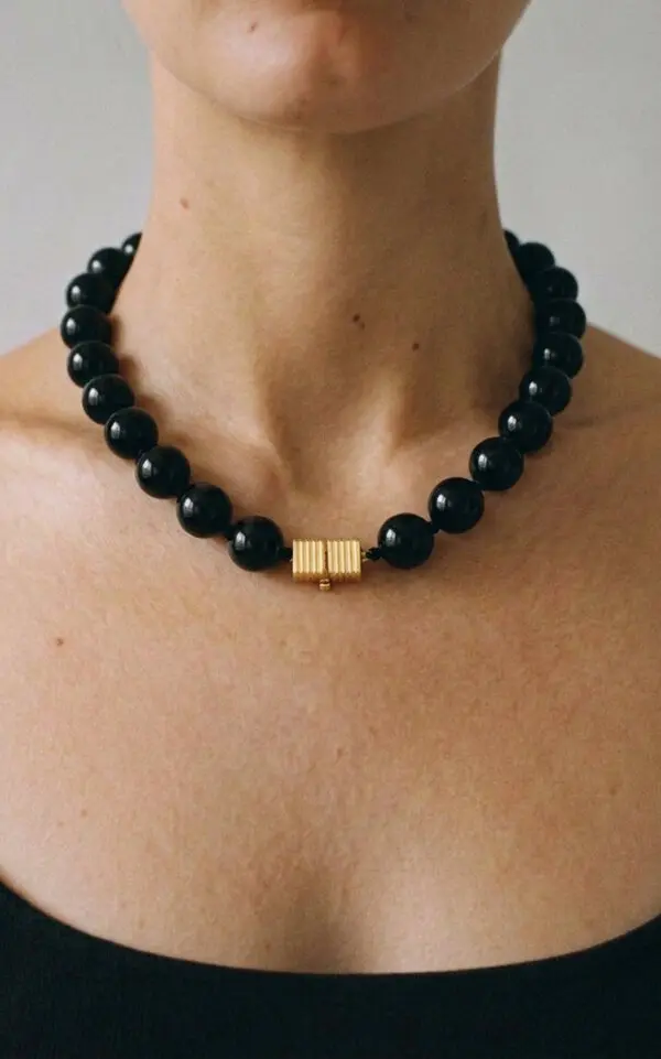 IVI Linda Onyx Necklace With -plated Clasp