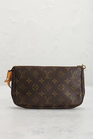 LOUIS VUITTON Monogram Pochette Accessoires Shoulder Bag