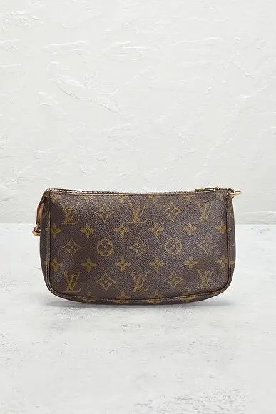 LOUIS VUITTON Monogram Pochette Accessoires Shoulder Bag