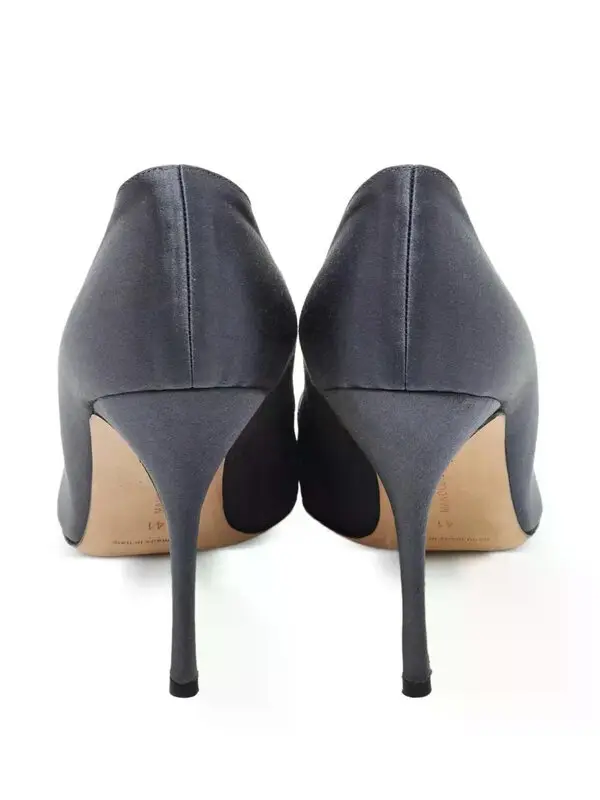 Manolo Blahnik Samara Crystal-embellished Stiletto Pumps