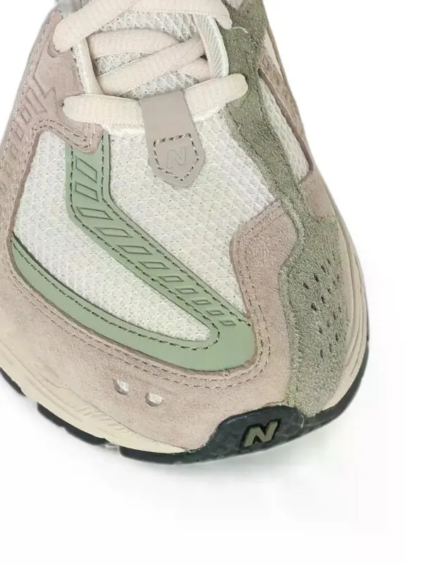NEW BALANCE 1906 Low-top Sneakers
