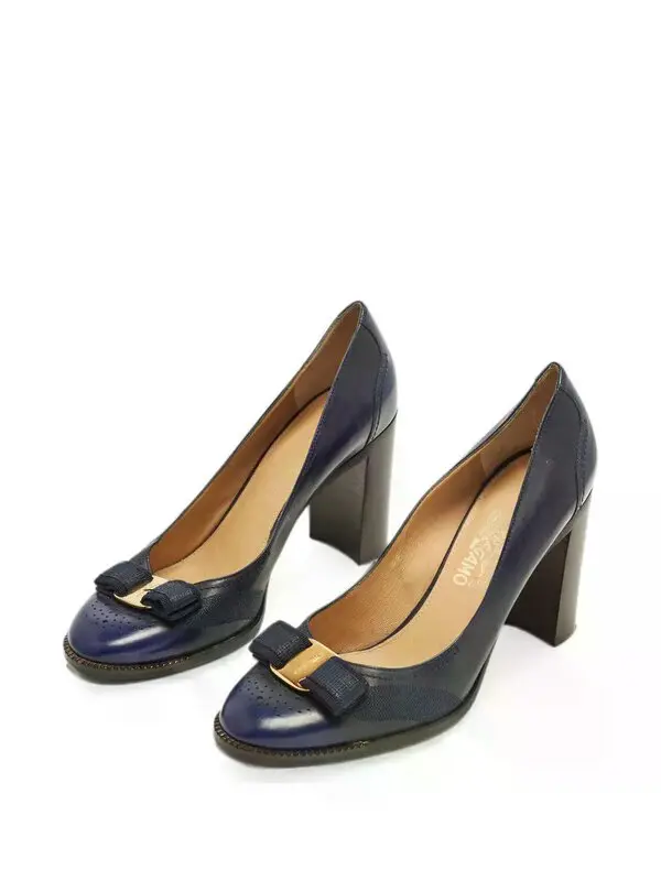 FERRAGAMO Vara Bow Leather Pumps