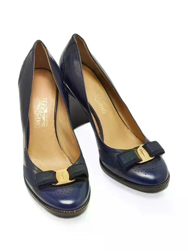 FERRAGAMO Vara Bow Leather Pumps
