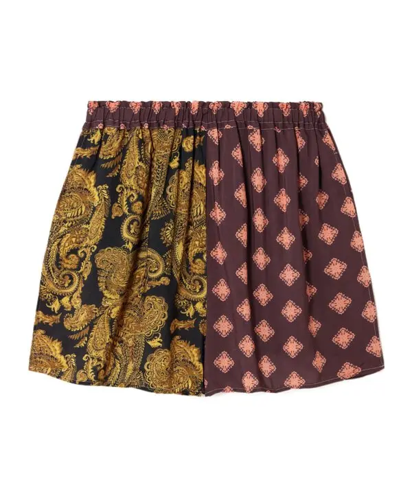 DONDE ESTEBAN Elastic Waist Shorts - Red