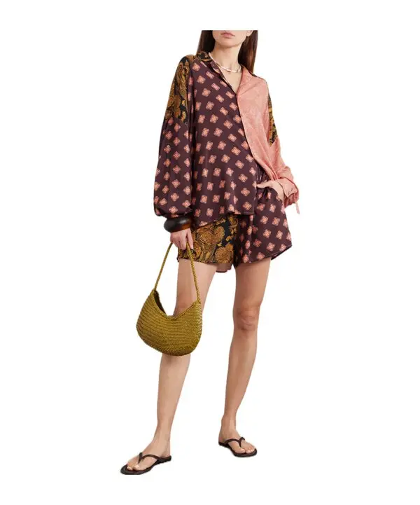 DONDE ESTEBAN Elastic Waist Shorts