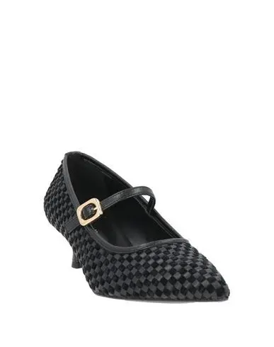 NILA & NILA Velvet Mary Jane Pumps With Pointed Toe And Spool Heel