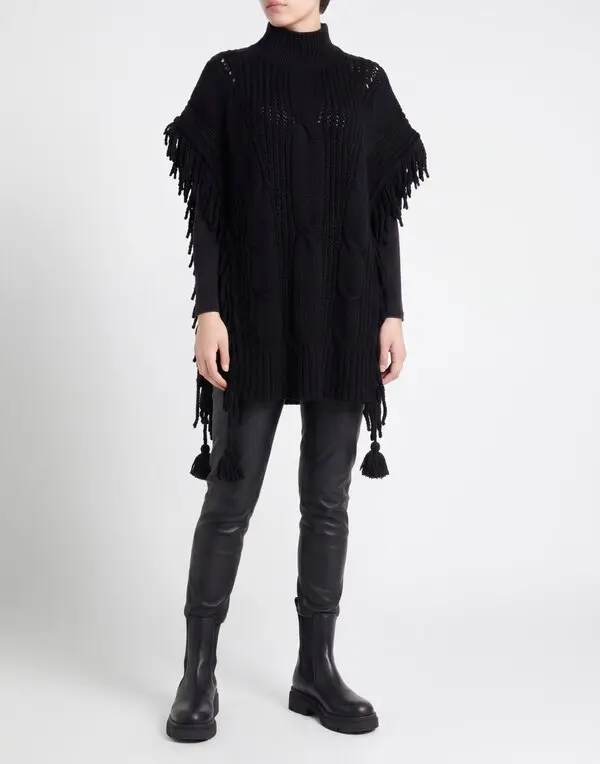 PAOLO PECORA Knitted Cape With Fringe
