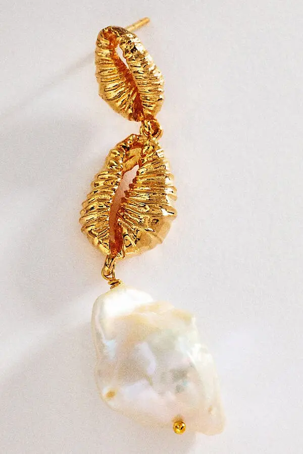 Joanna Laura Constantine Mismatched Seashell Drop Earrgs