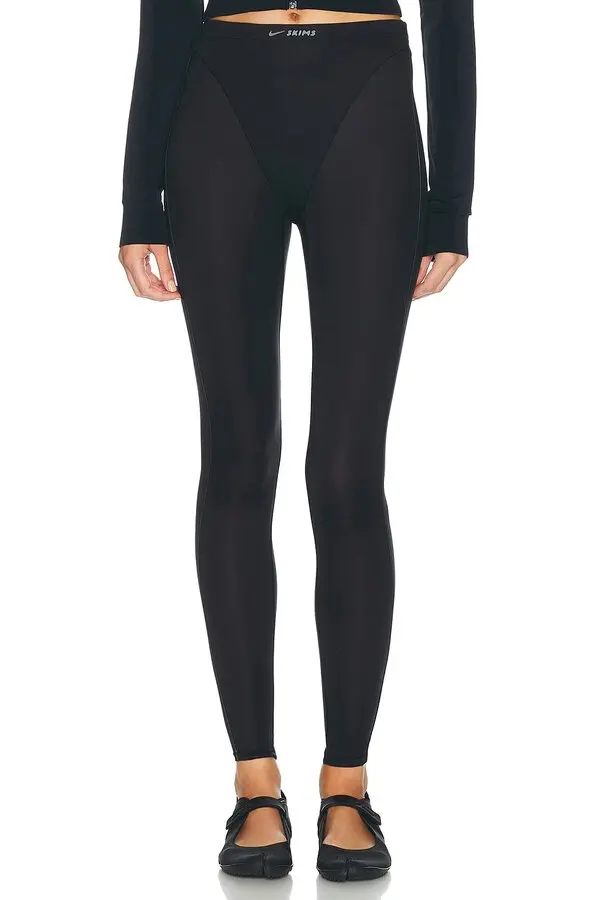 NIKESKIMS Weightless V-panel Tight - Obsidian
