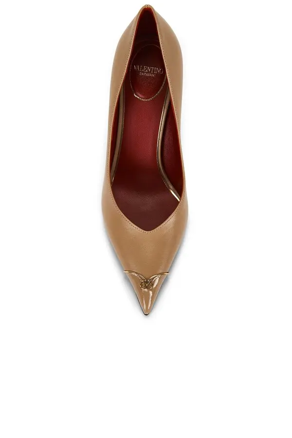 Valentino Garavani Vlogo Heartip Pump - Cammello