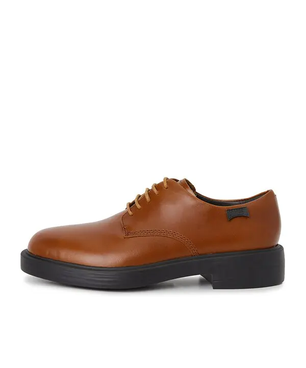 Camper Dean Brogues