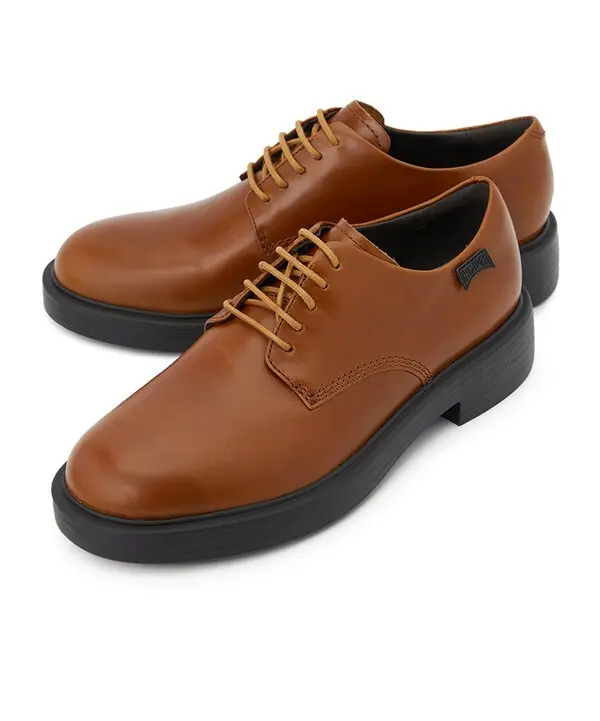 Camper Dean Brogues