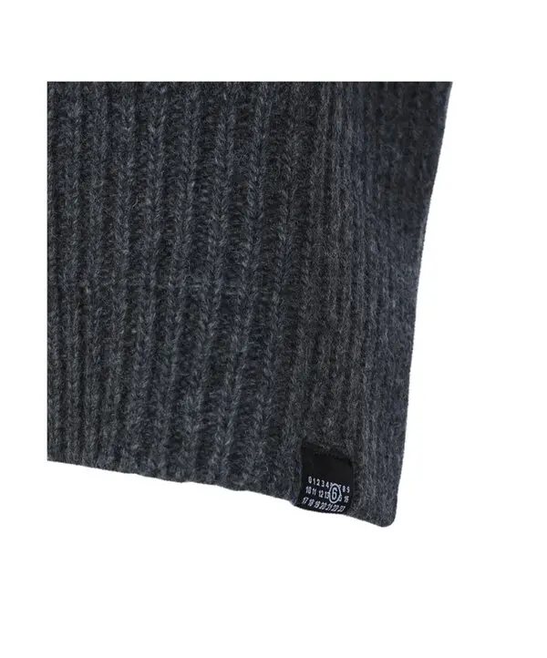 MAISON MARGIELA Ribbed Knit Turtleneck Vest With Half-zip Closure