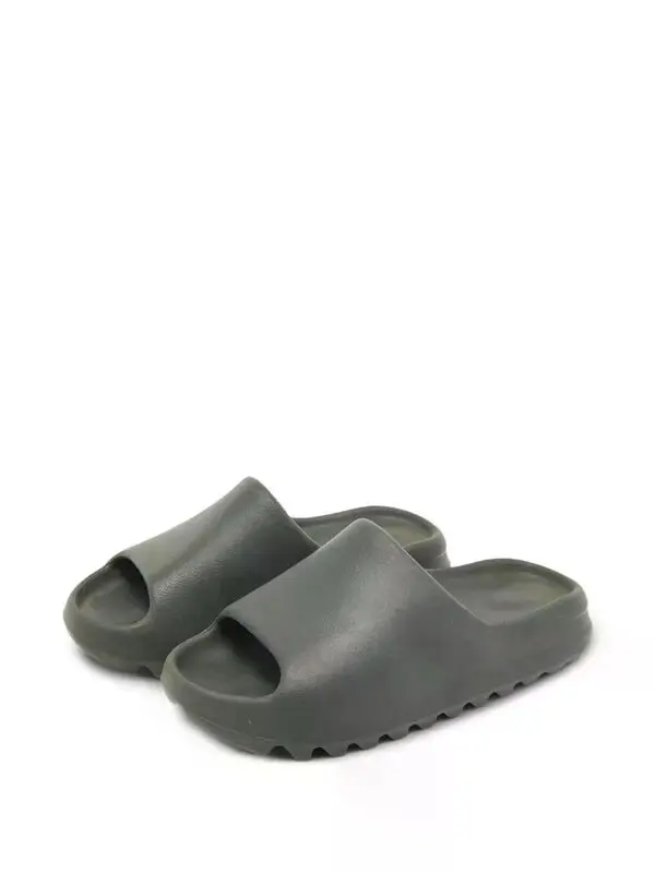 ADIDAS X YEEZY Onyx Slides