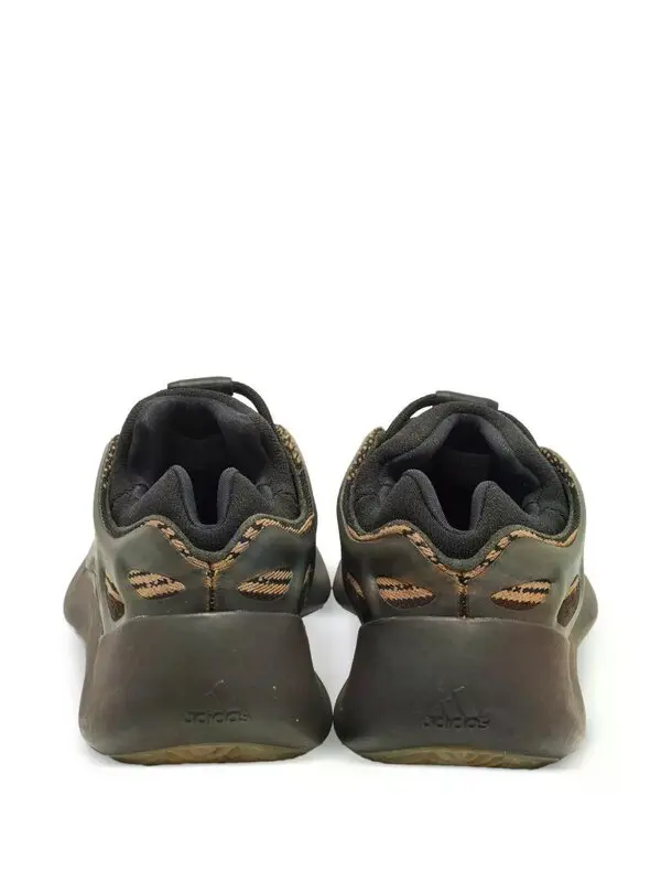 ADIDAS X YEEZY Yeezy 700 V3 Sneakers - Black