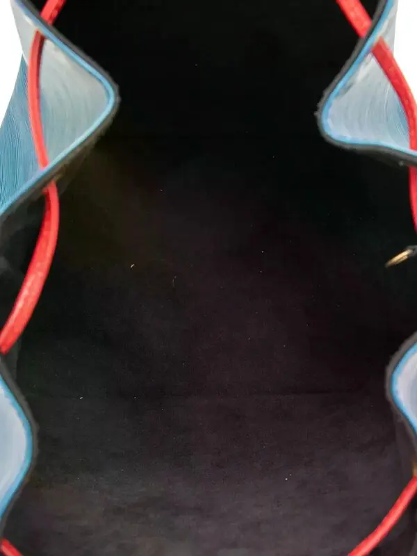 LOUIS VUITTON Epi Noe Gm Bucket Bag - Blue