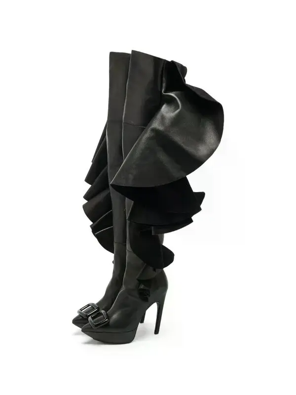ROGER VIVIER Ruffled Leather Boots