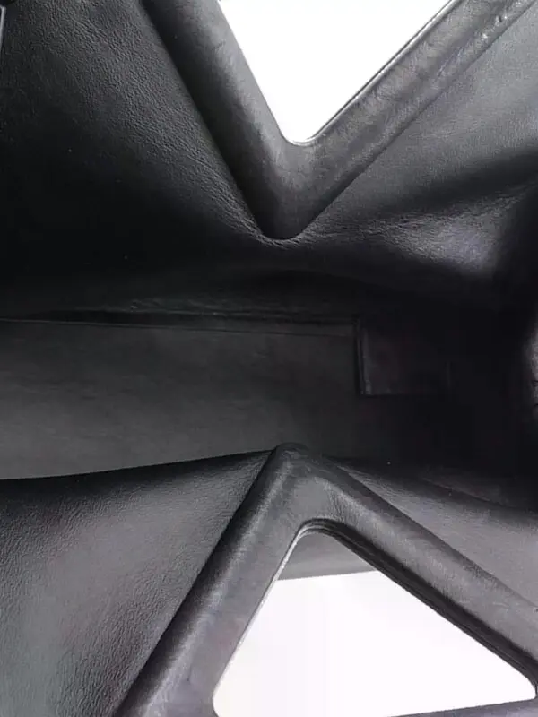 Bottega Veneta Medium Leather Point Satchel