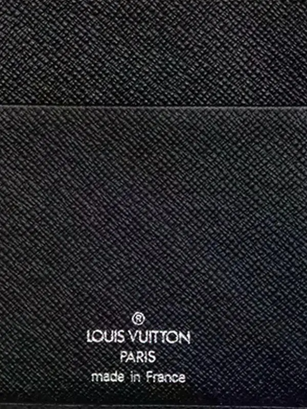 LOUIS VUITTON 2002 Taiga Brazza Wallet Long Wallets