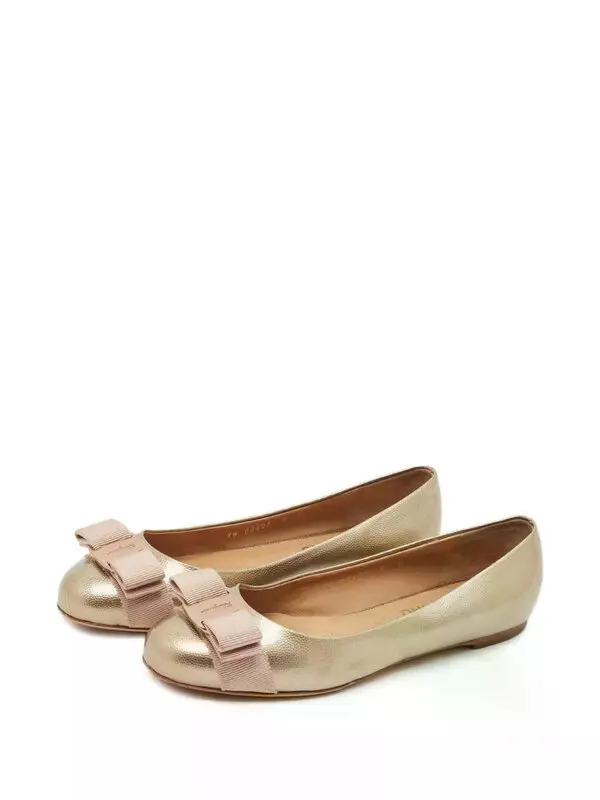 FERRAGAMO Vara Bow-embellished Ballet Flats