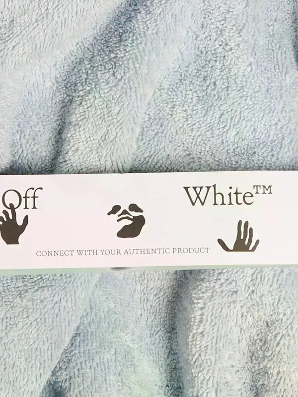 Off-White Arrow Leaves Logo Bathrobe