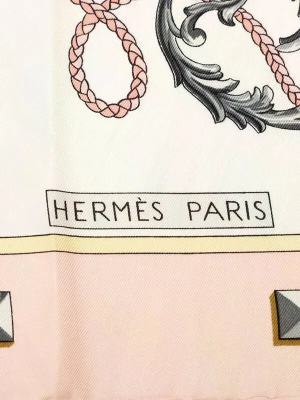 Hermès 2000-2026 Les Cles Silk Scarf 90 Scarves