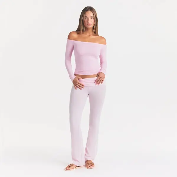 SKIMS Off The Shoulder Top | Pink | | Smooth Layers - Peony