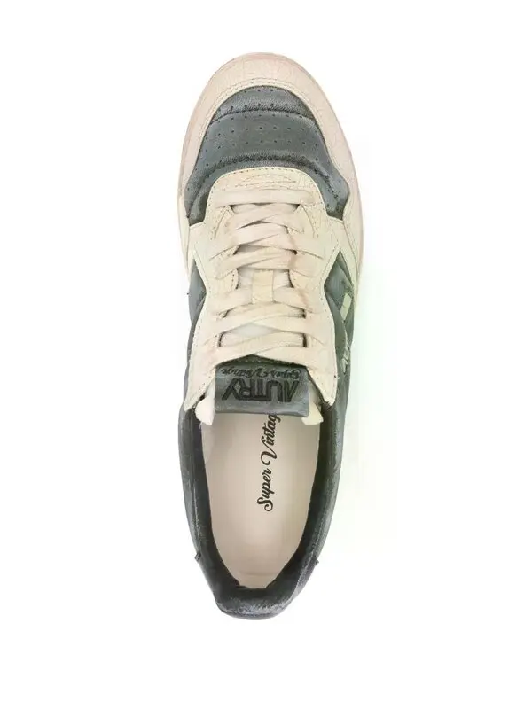 AUTRY Super Vintage Leather Sneakers