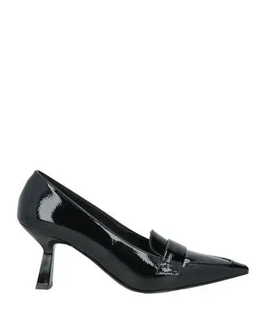 NILA & NILA Patent Leather Pumps - Black