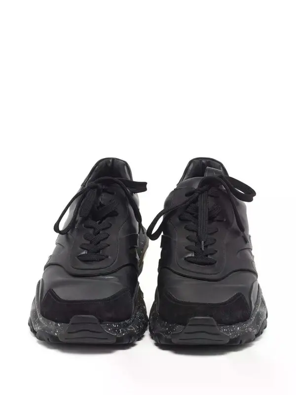 Valentino Garavani Bounce Leather Low-top Sneakers