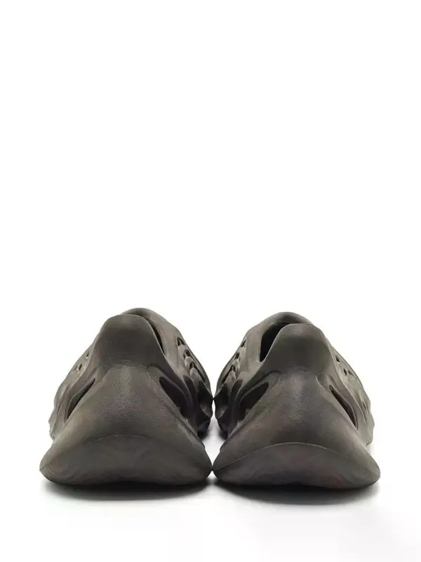 ADIDAS X YEEZY Foam Runner Sneakers - Grey