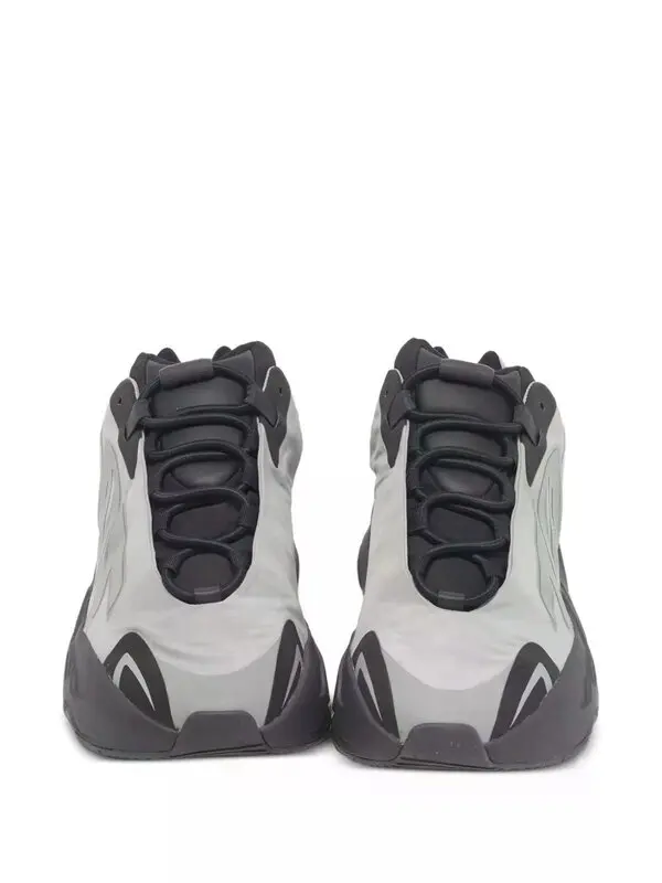 ADIDAS X YEEZY Boost 700 Mnvn Sneakers - Grey