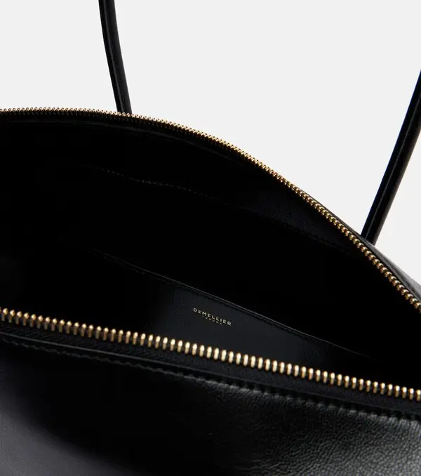 DEMELLIER Stockholm Medium Shoulder Bag - Black