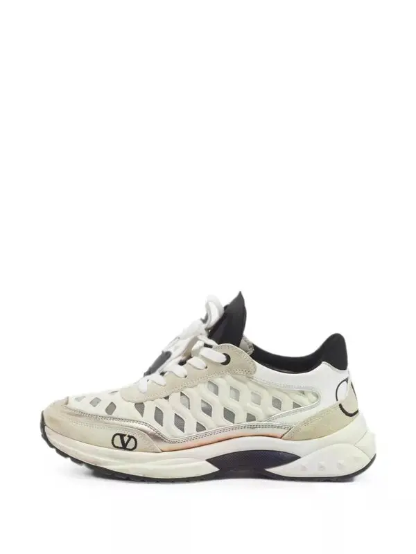 Valentino Garavani Go Runner Sneakers - Neutrals