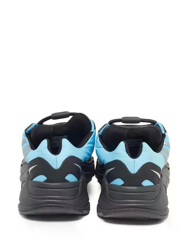 ADIDAS X YEEZY Boost 700 Mnvn Low-top Sneakers
