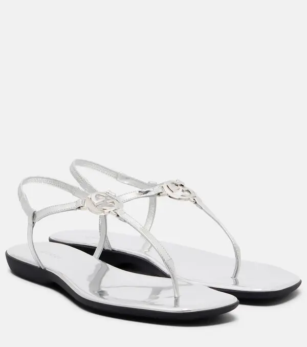 Gucci Interlocking G Metallic Leather Thong Sandals - Silver