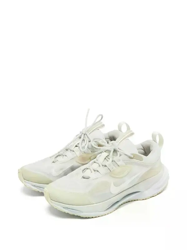 Nike Lebron Spark Sneakers