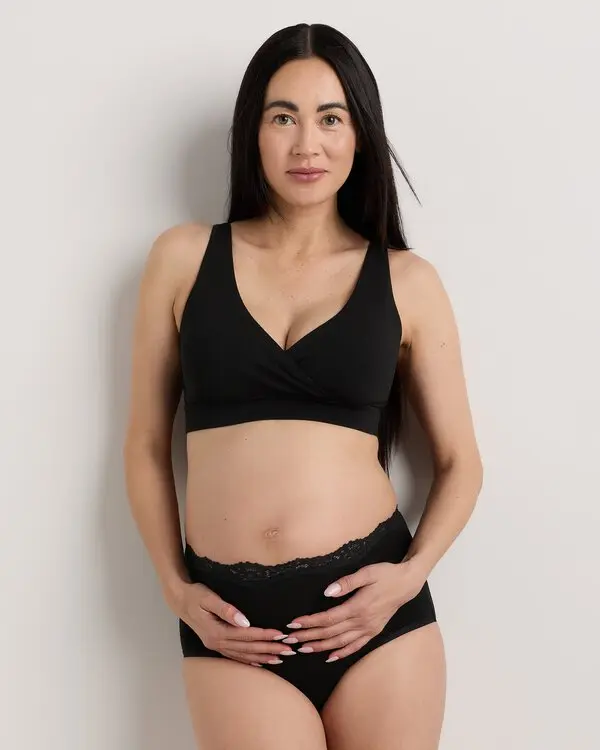 Quince Nursing & Sleep Bra - Black