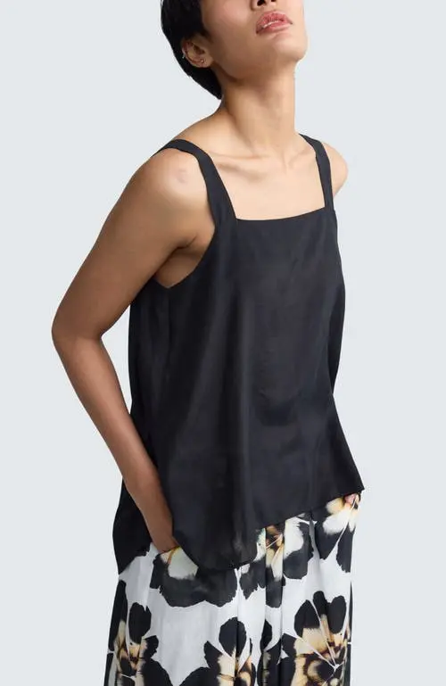 LUUKAA Lorena Minimalist Square-neck Top