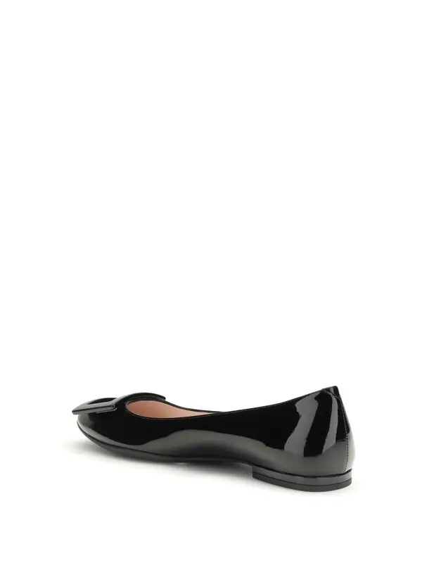 ROGER VIVIER Gommettine Leather Ballerinas With Resin Buckle