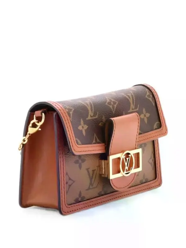 LOUIS VUITTON Dauphine Chain Wallet