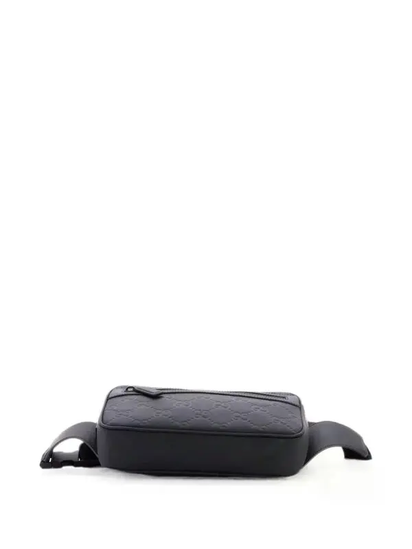 Gucci Gg Rubber Effect Leather Belt Bag - Black