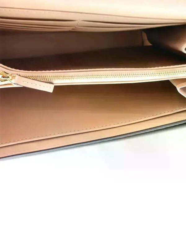 Gucci Envelope Wallet On Chain Guccissima Leather Shoulder Bag - Neutrals