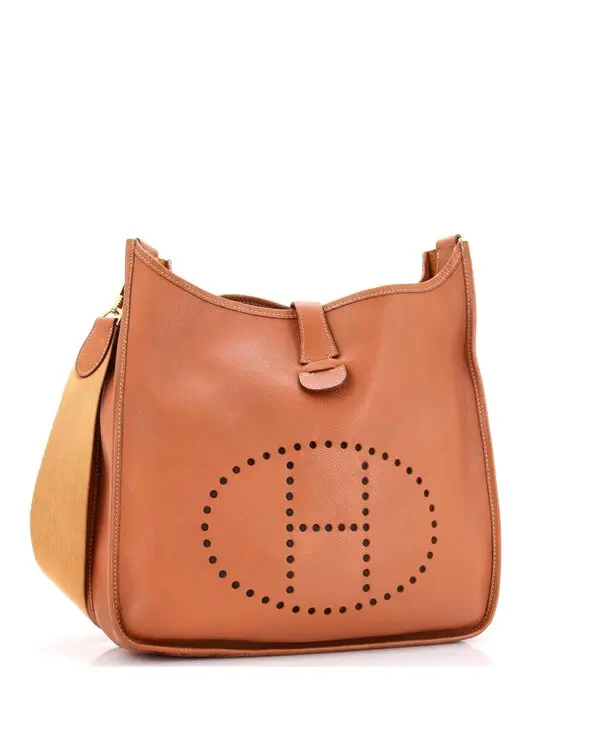 Hermès Pm Evelyne Bag Gen I Courchevel - Brown