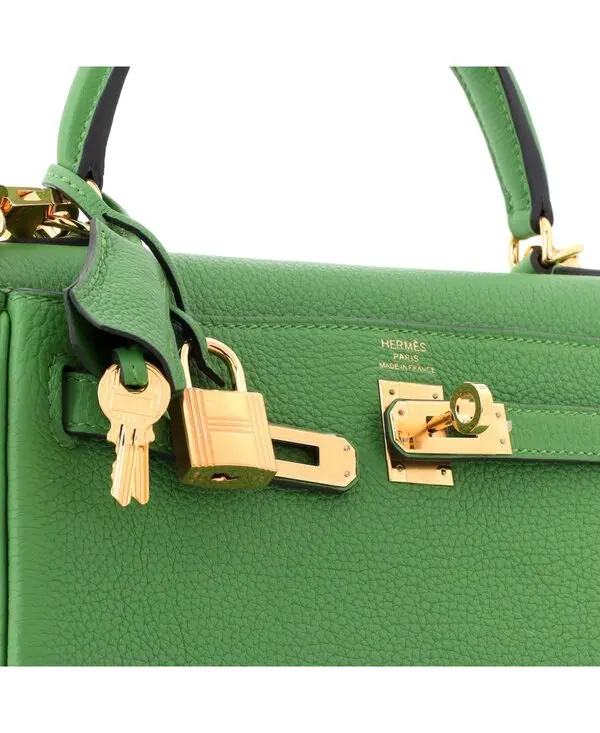 Hermès Kelly 25 Handbag Green Togo With Gold Hardware - Vert Yucca