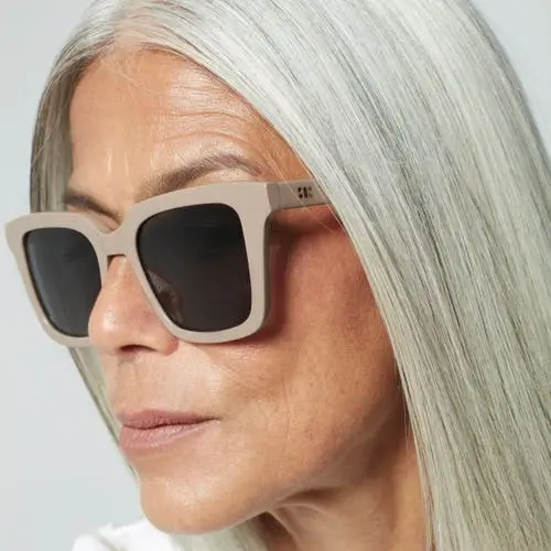 FRENCH KIWIS EYEWEAR Jolie Sunglasses - Black