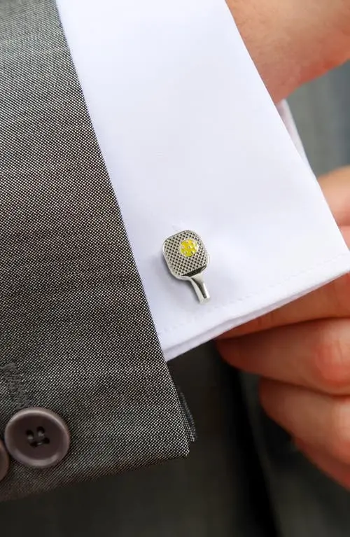 CUFFLINKS, INC. Cufflinks