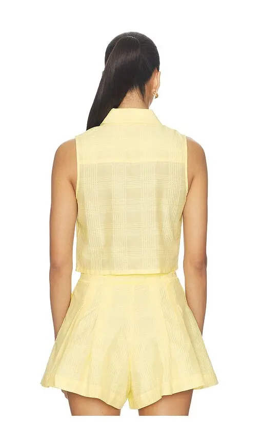 HEVRON Katja Sleeveless Button-up Shirt