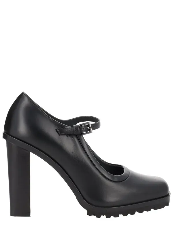 Max Mara Elegant Leather Heels For Fw25 Collection
